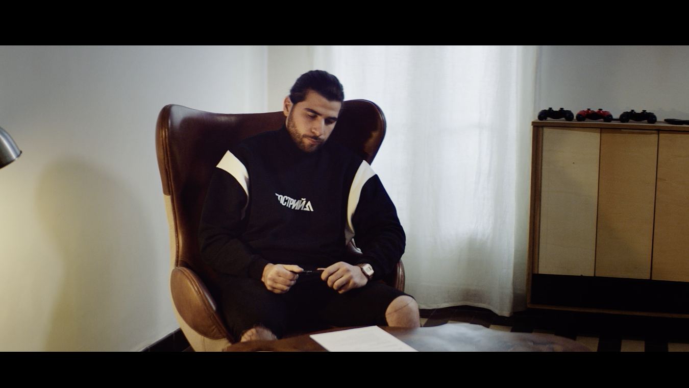 Def Jam France annonce la signature de Kemmler à travers une vidéo