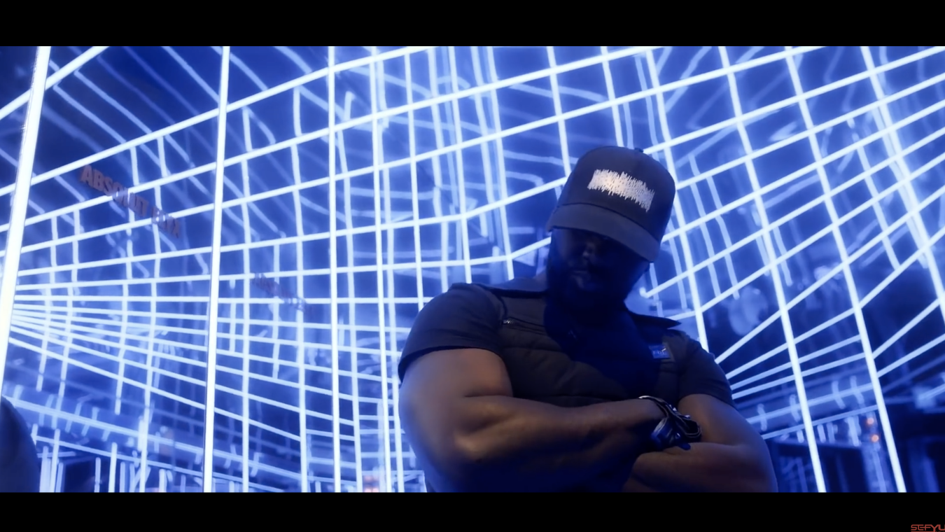 Sefyu poursuit sur sa lancée et balance son nouveau clip “Dans la glace”